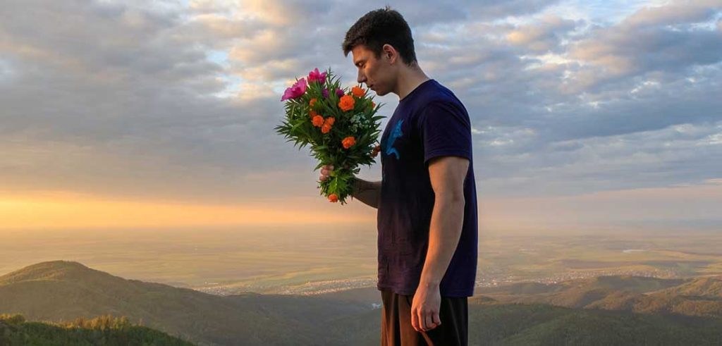 FLORES para HOMBRE ¡Muchas ideas, consejos y colores!